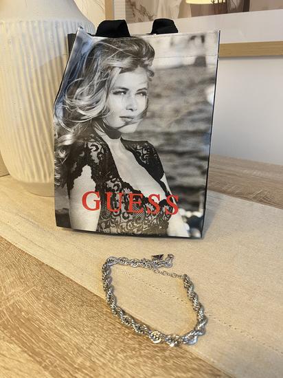 Guess original Ogrlica