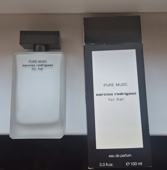Rezz Narciso rodriguez pure musk