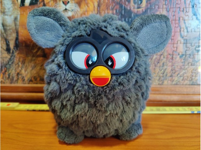 Furbi blesava sova veća lutka Famosa Furby