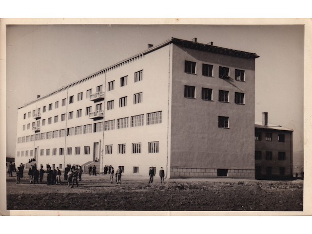 NIS 1951 Medicinski Fakultet fotografija