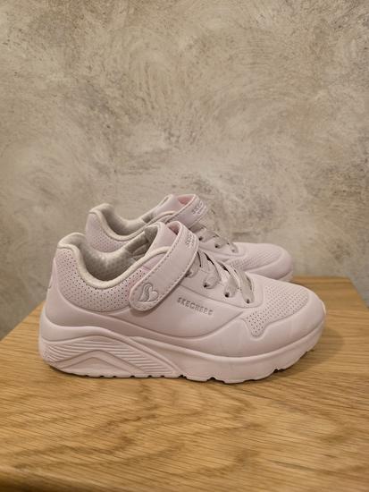 Skechers broj 34 (ug 21,5cm)
