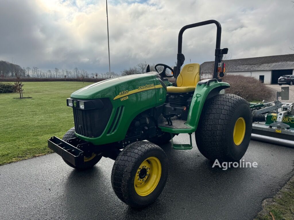 Prodaje se John Deere 4520 traktor točkaš na aukciji