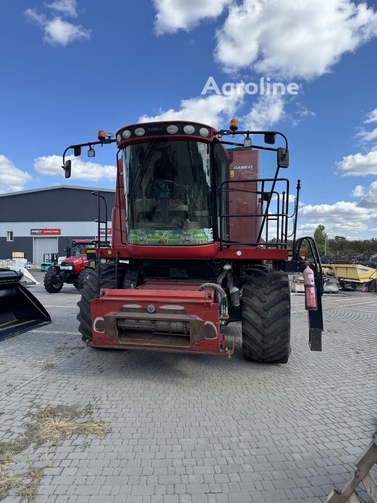 Case IH 5088 kombajn za žito