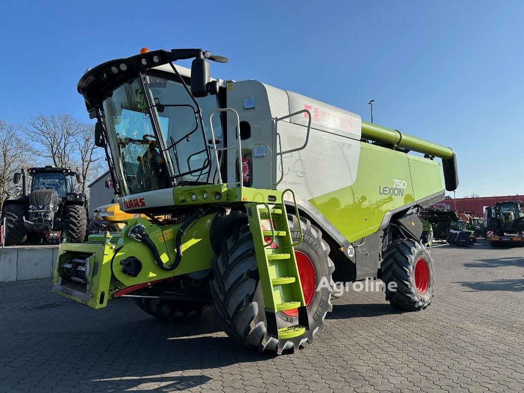 Claas Lexion 750 kombajn za žito