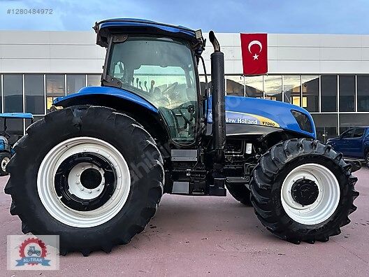 New Holland T 70 60 traktor točkaš