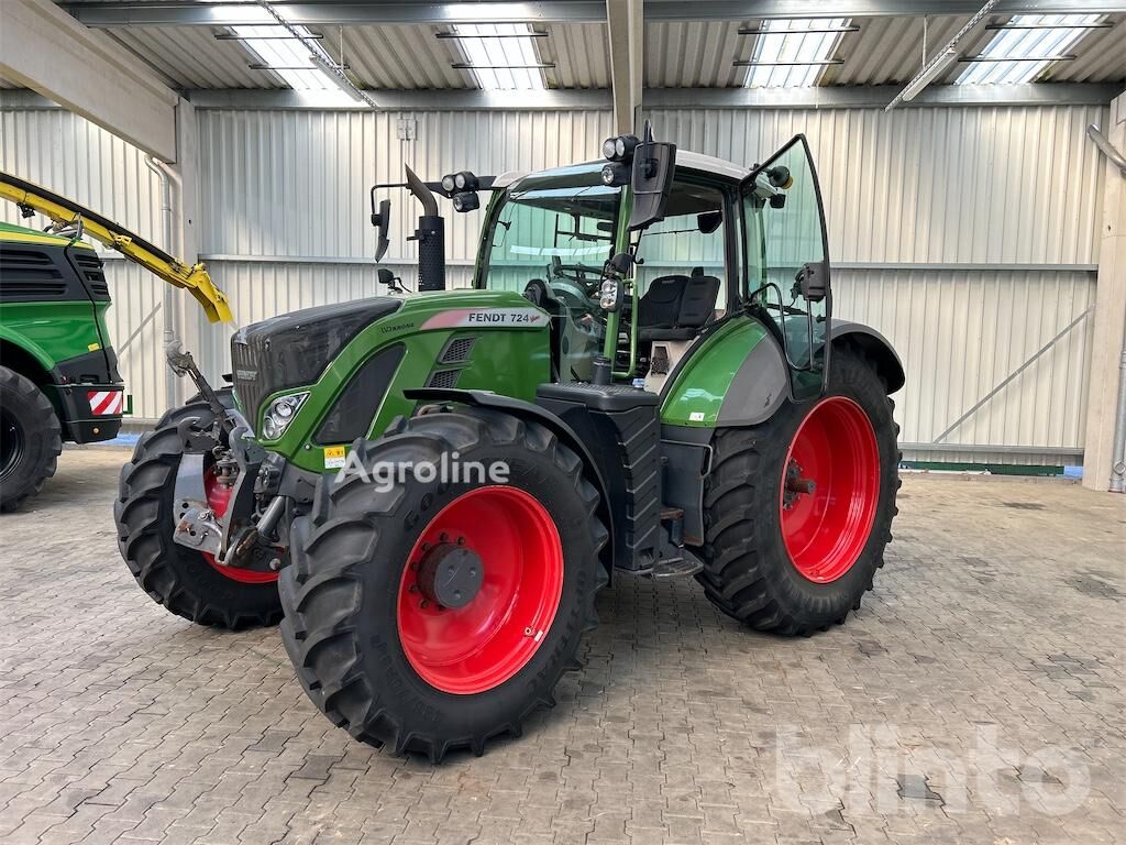 Prodaje se Fendt 724 Vario traktor točkaš na aukciji