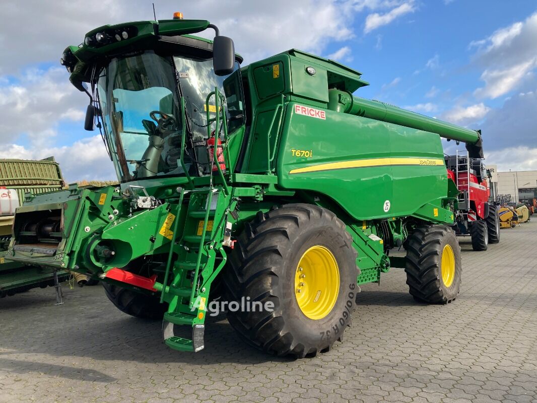John Deere T 670 Allrad kombajn za žito