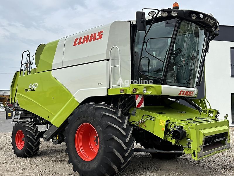 Claas Tucano 440 kombajn za žito
