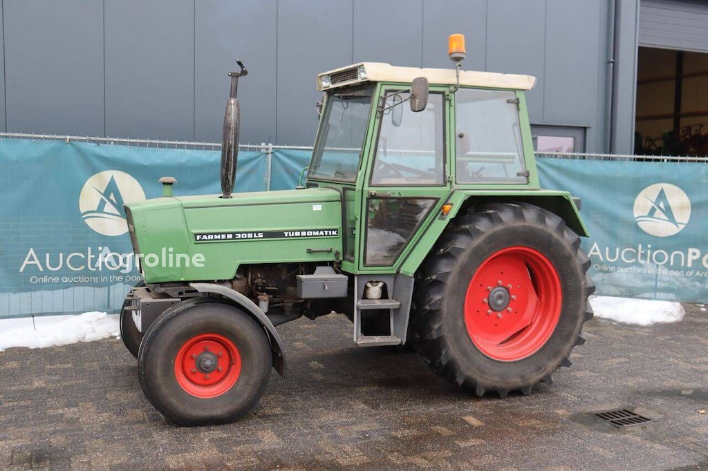 Prodaje se Fendt Farmer 305LS Turbomatik traktor točkaš na aukciji