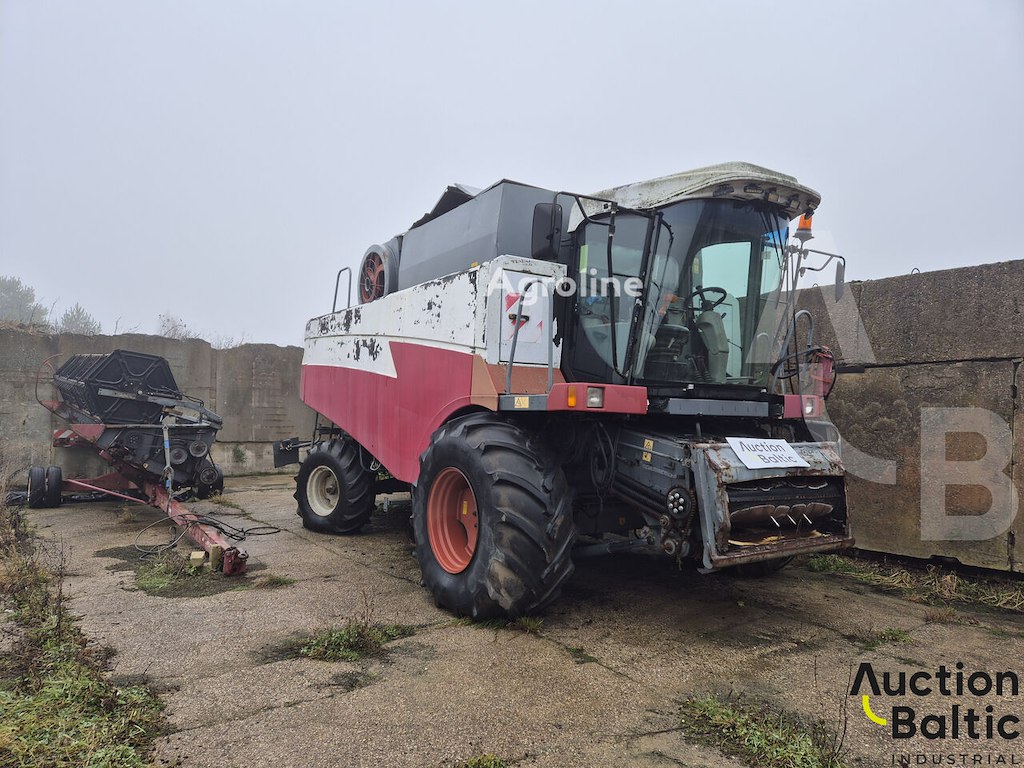 Prodaje se Rostselmash Rostselmash Acros 560 kombajn za žito na aukciji