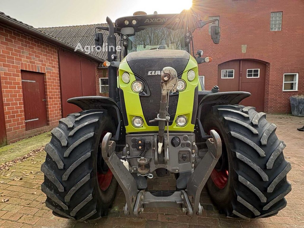 Prodaje se Claas AXION 810 traktor točkaš na aukciji