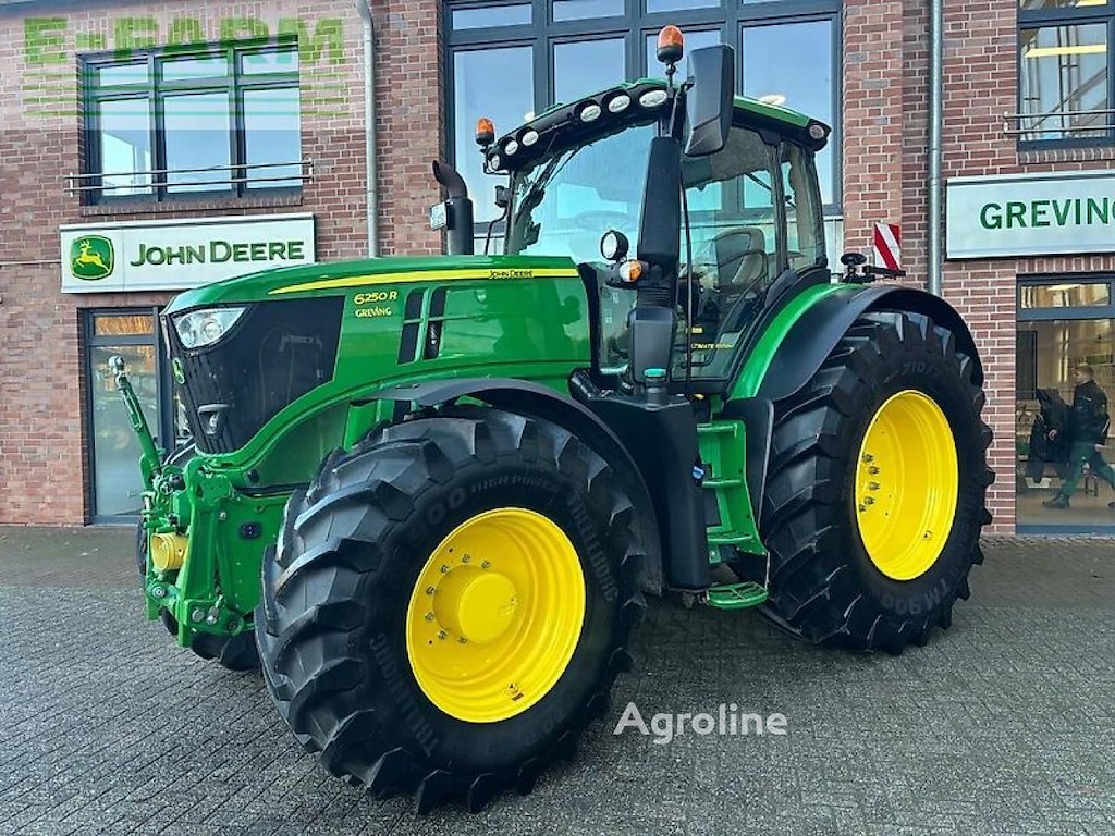 John Deere 6250r traktor točkaš