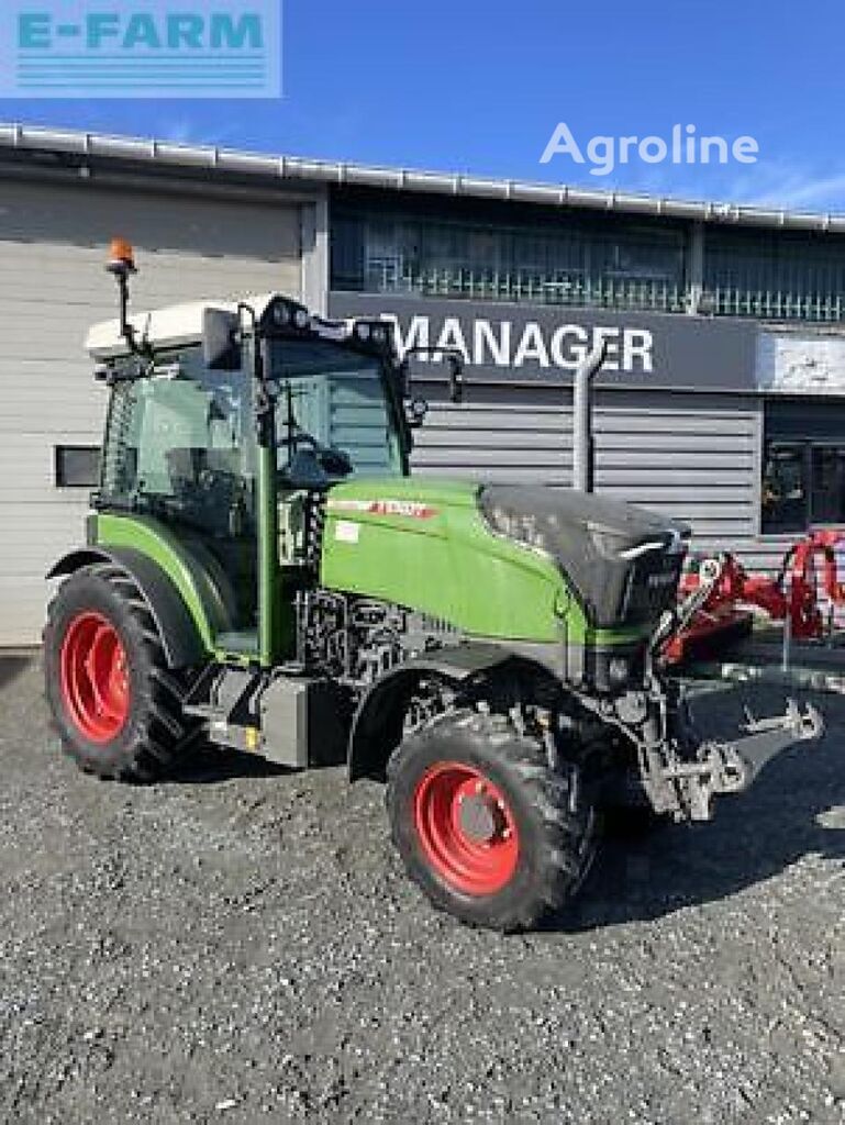 Fendt 211 v traktor točkaš