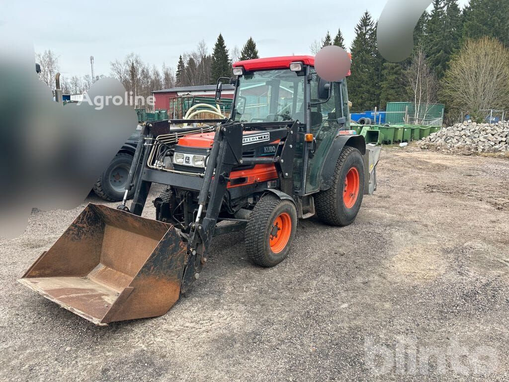 Prodaje se Kubota L4200 traktor točkaš na aukciji