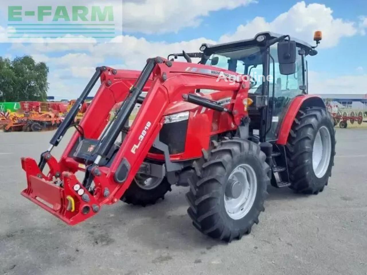 Massey Ferguson 5710m traktor točkaš