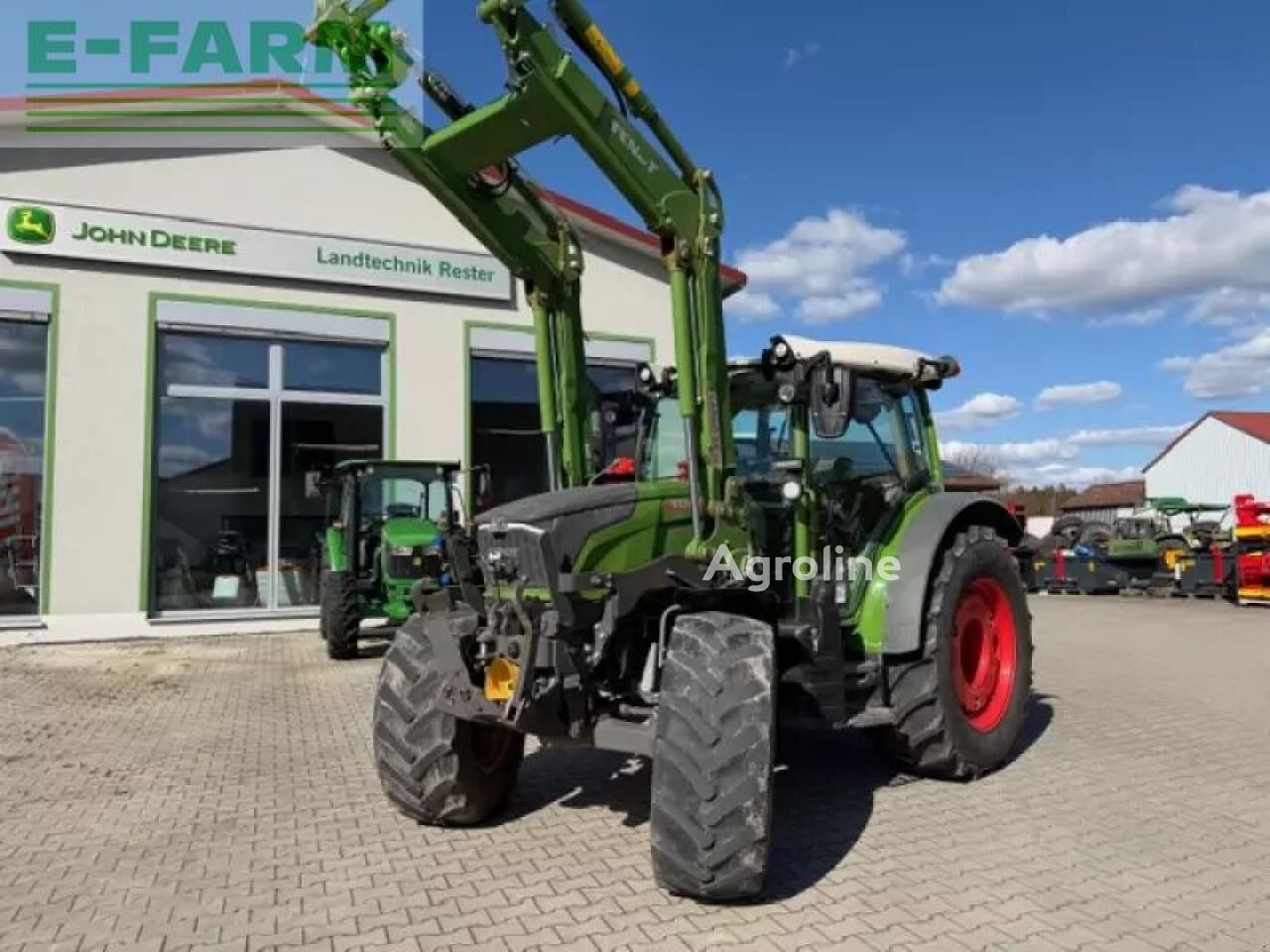 Fendt 211 vario profi traktor točkaš