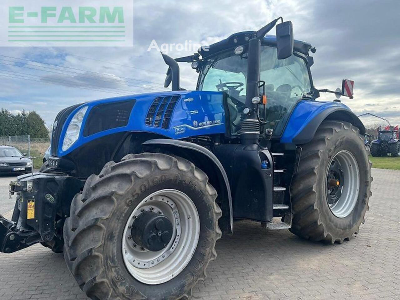 New Holland t 8.380 ac traktor točkaš