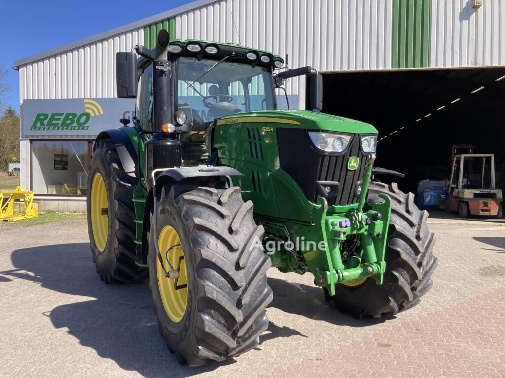 John Deere 6215R traktor točkaš
