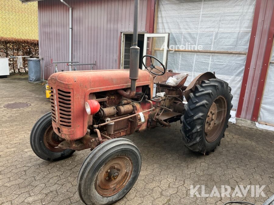 Prodaje se Bukh 302 traktor točkaš na aukciji