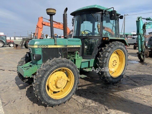 John Deere TRACTOR traktor točkaš