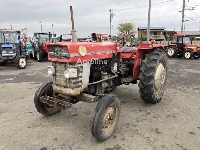 Massey Ferguson TRACTOR(Massey Ferguson) traktor točkaš