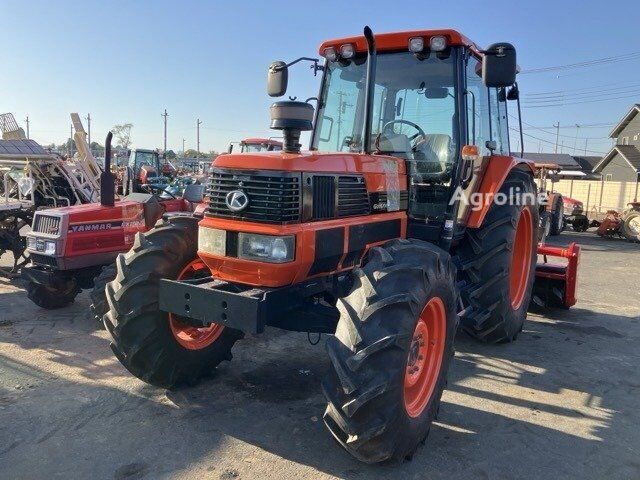 Kubota TRACTOR(Kubota) traktor točkaš