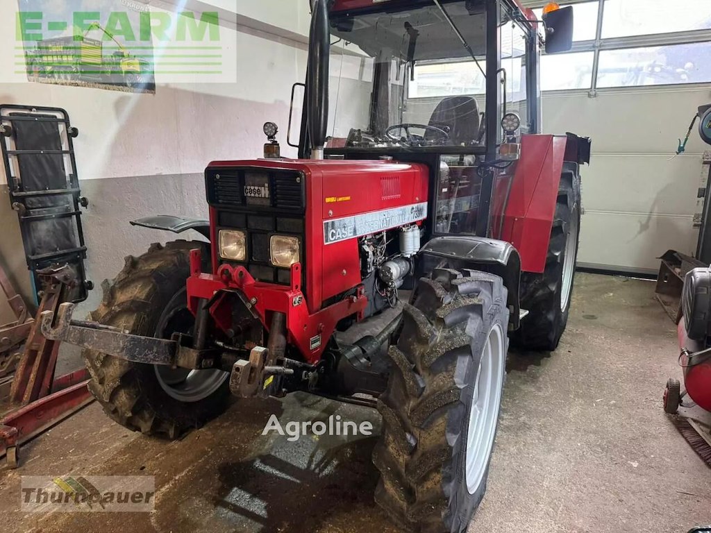 Case IH 733 as traktor točkaš