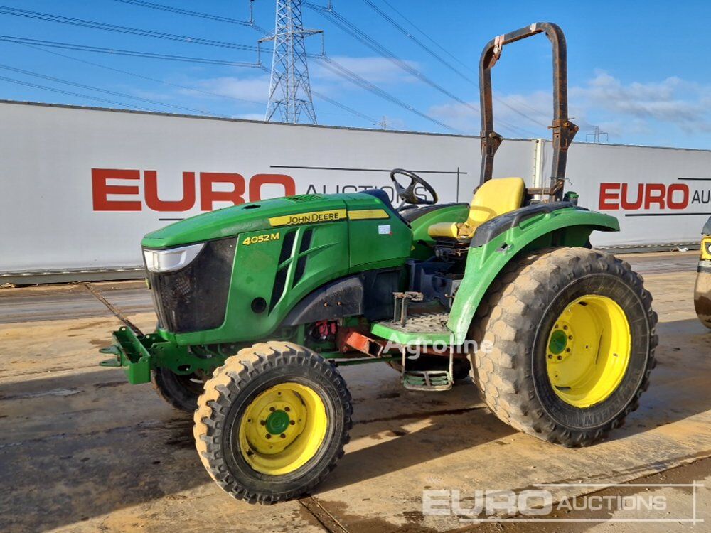 Prodaje se John Deere 4052M mini traktor na aukciji