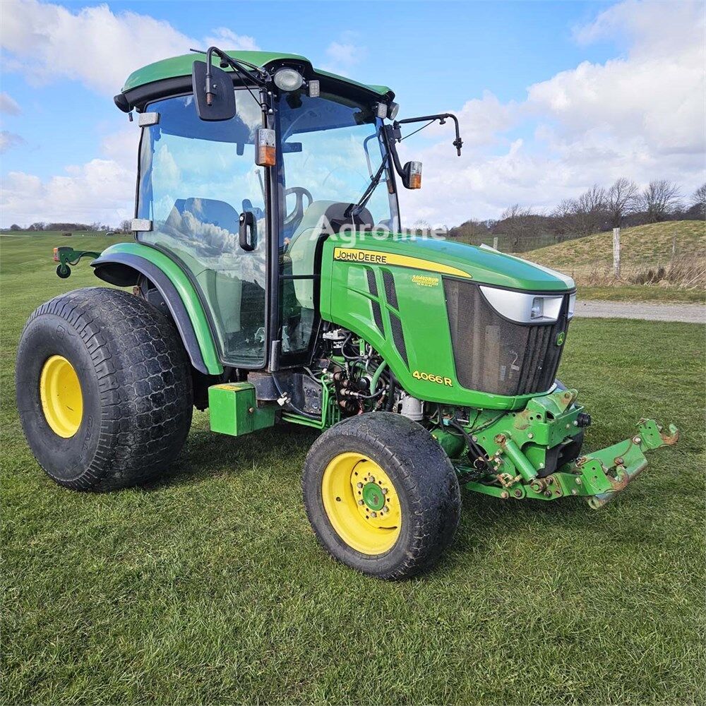 Prodaje se John Deere 4066R LV04 mini traktor na aukciji