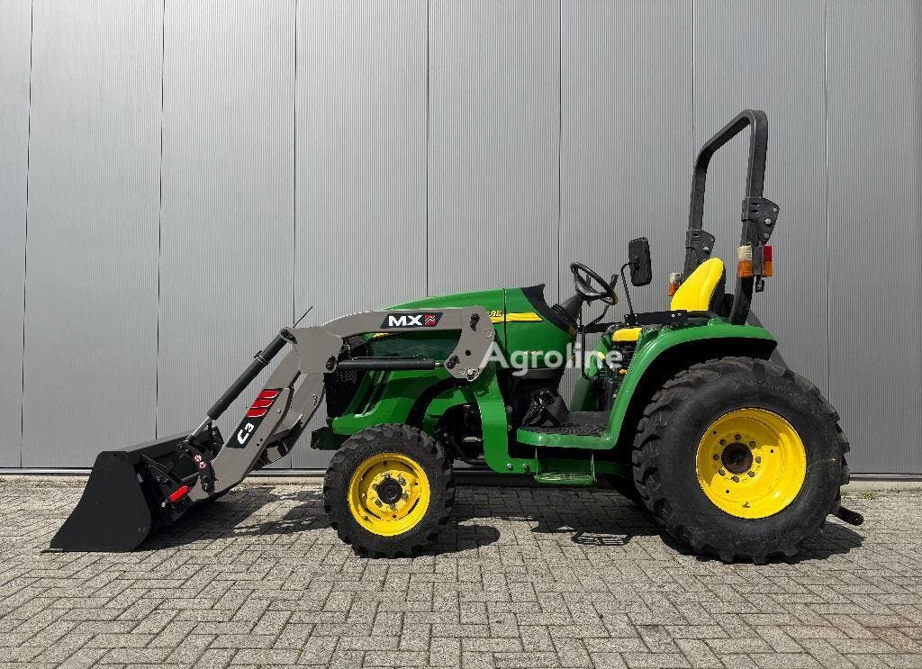John Deere 3520 mini traktor