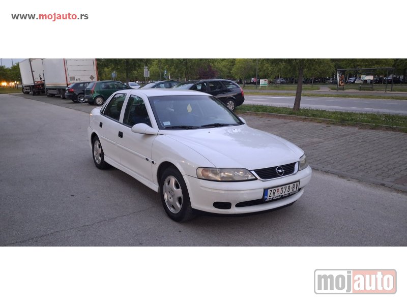Opel Vectra 1.6 16v