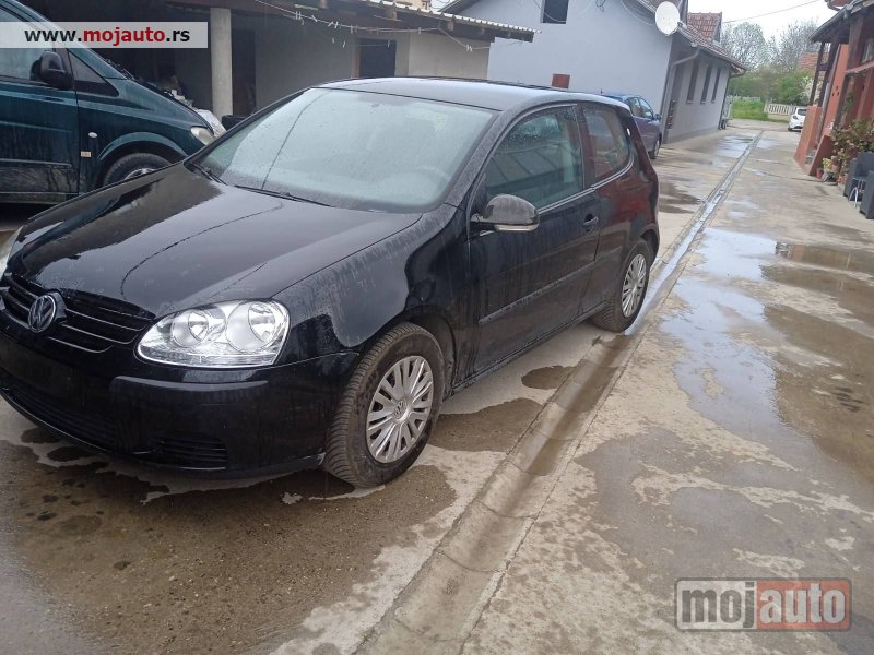 VW Golf 5 1.4i