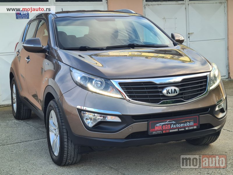 Kia Sportage 2.0crdi 4x4 pogon,Urban,Style