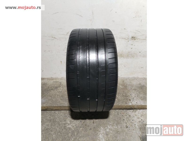 3618. Guma MICHELIN 20-ica, LETNJA 249/30, Šara 5.7 mm, DOT 4422