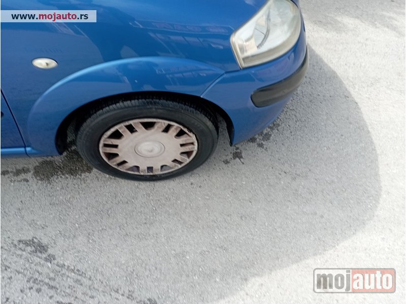 Desno krilo za Citroen C3