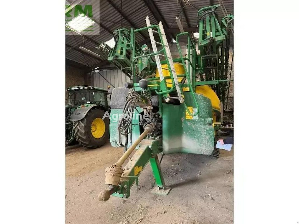 John Deere m952i vučena prskalica