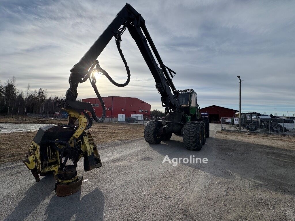 John Deere 1470 E harvester