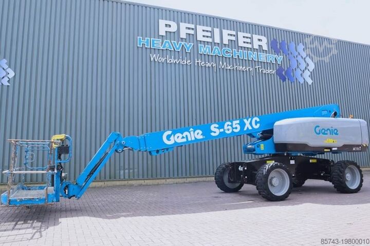 Teleskopska platforma
Genie S65XC Diesel, 4x4 Drive, 21.8m Working Height, 16.