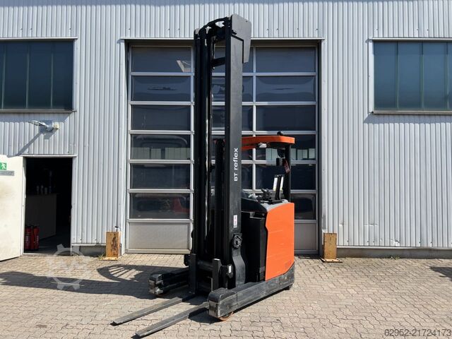 Reach truck
Toyota RRE 160 H
