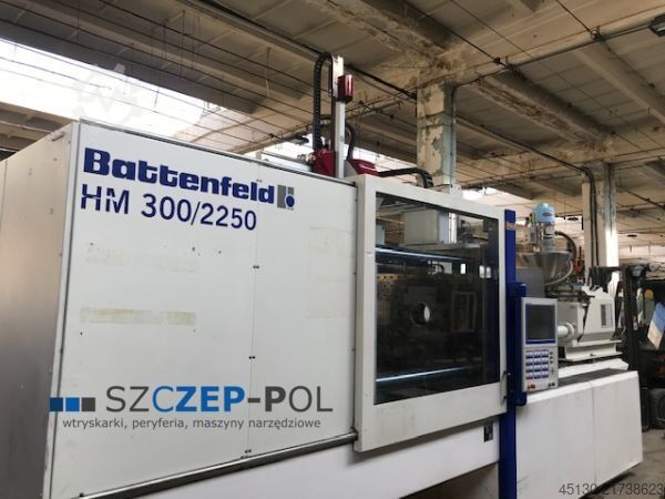 Mašina za brizganje plastike
Battenfeld HM 300/2250S
