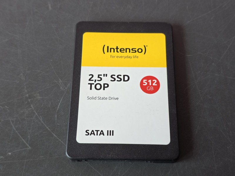 Intenso 512GB - 22 dana