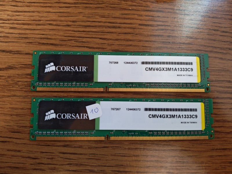 10. Corsair 8gb ddr3