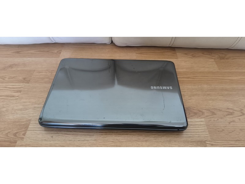 Lap top Samsung R540