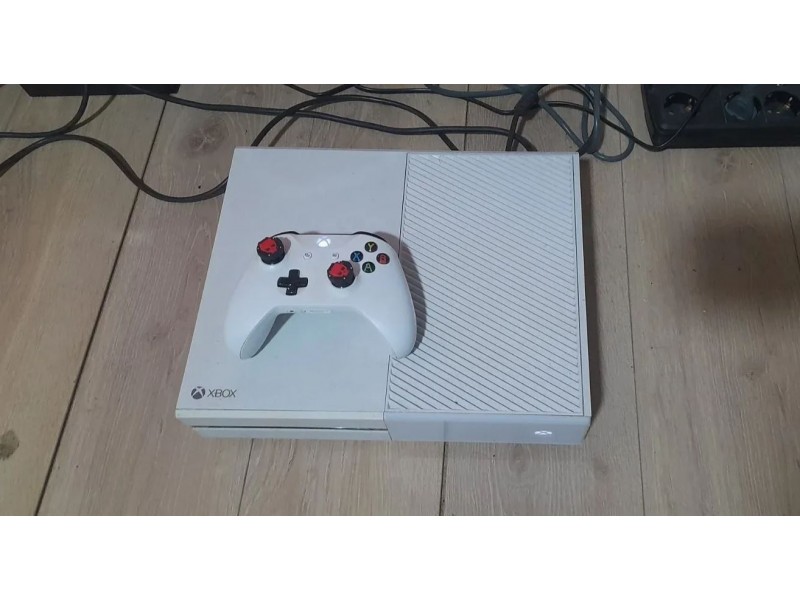 XBOX One Konzola