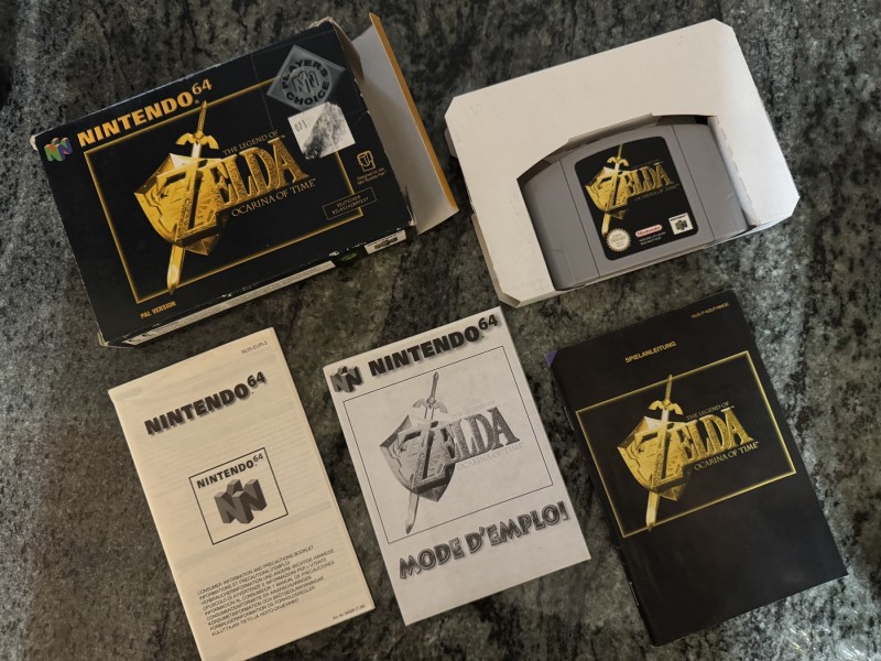 Zelda Ocarina of Time NINTENDO 64