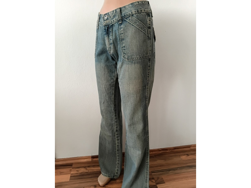 RASPRODAJA ženske pantalone NOVO