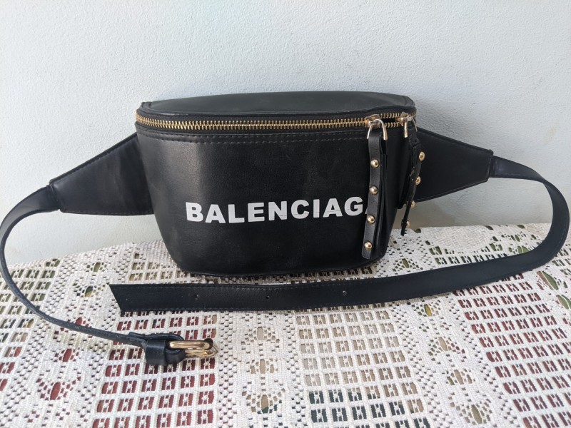 Balenciaga - Bananka model - fanny pack- Unisex