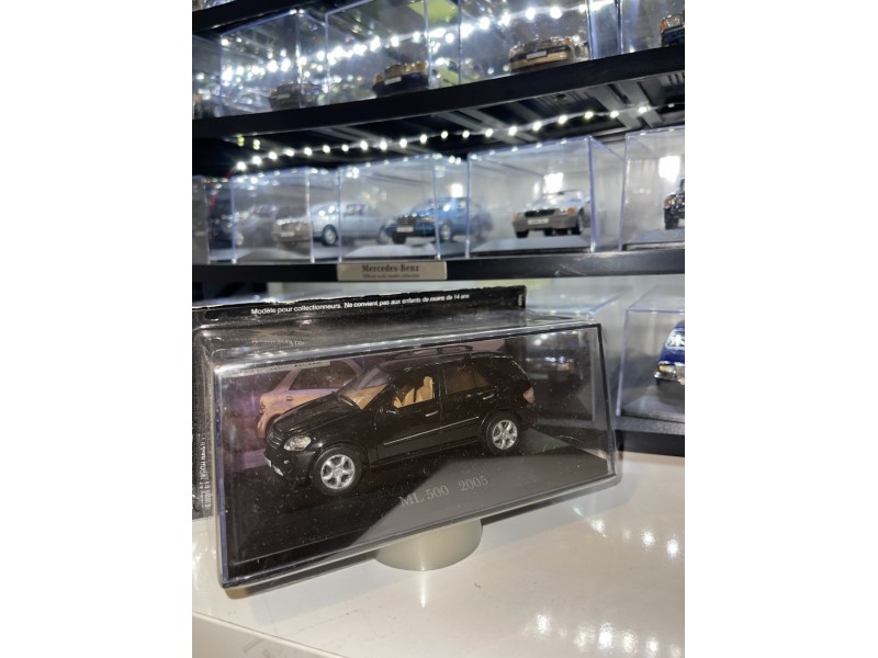 Mercedes ml 1:43