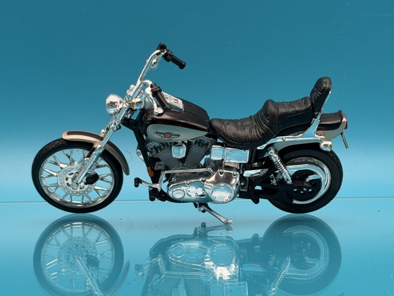 1:18 MAISTO Harley-Davidson [MX-46]