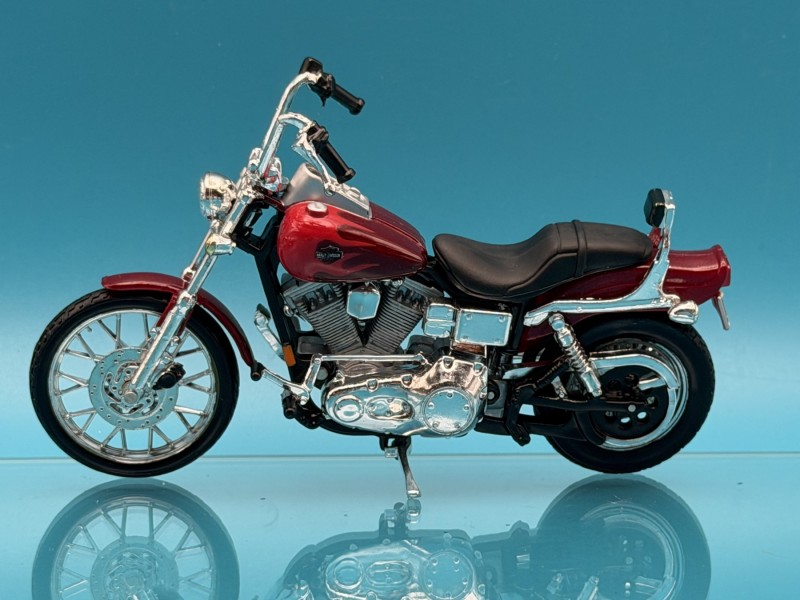 1:18 MAISTO Harley-Davidson [MX-31]